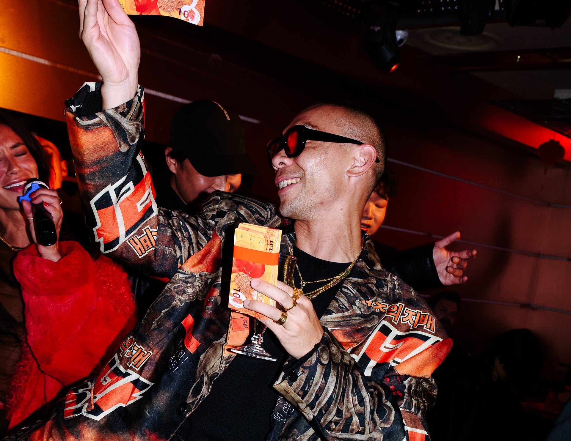 LỰU ĐẠN MENSWEAR